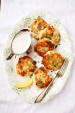 Crispy Homemade Potato Fish Cakes with Cod - Foodess