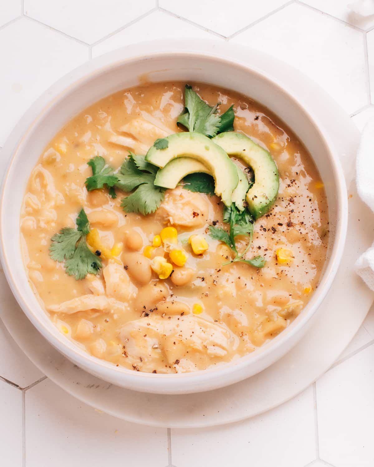 Easy White Chicken Chili (Thick & SO Tasty!)