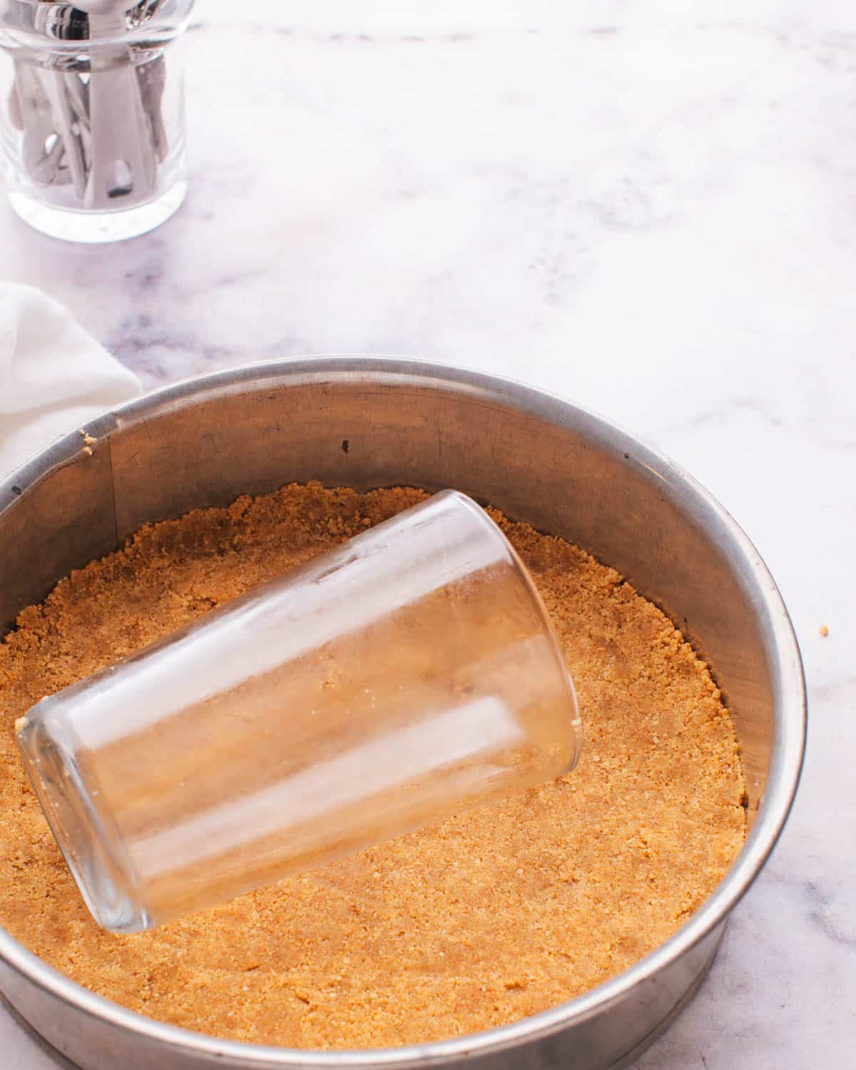 The BEST of ALL Recipes for Graham Cracker Crust (Easy!)