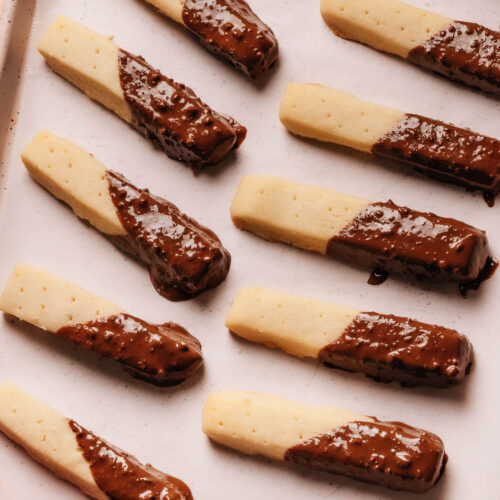 Easy Chocolate Dipped Shortbread Cookies (1-Bowl Recipe!)