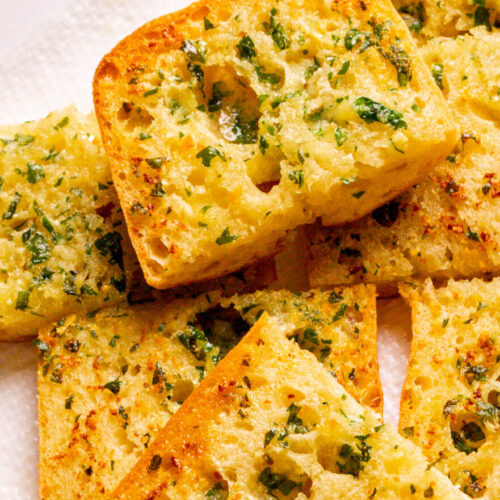 Homemade Garlic Bread (That’s Better Than a Restaurant!)