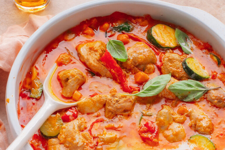 Easy Red Curry Recipe (Dead Simple, 20-Minute Recipe!)