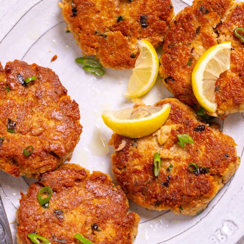 The BEST Tuna Patties (Quick + Crispy Recipe with Canned Tuna!)