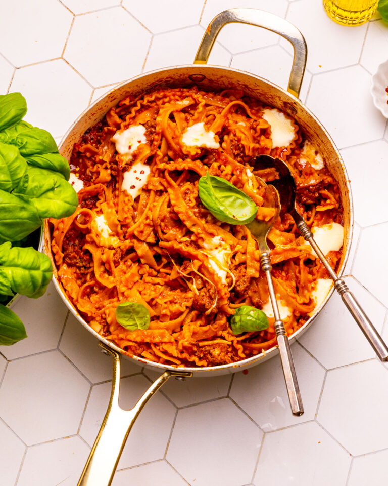 One Pot Pasta (Pasta Cooks in the Sauce!) - Foodess