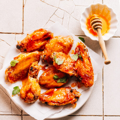 Hot Honey Wings (Crispy Baked + 2-Minute Sauce)